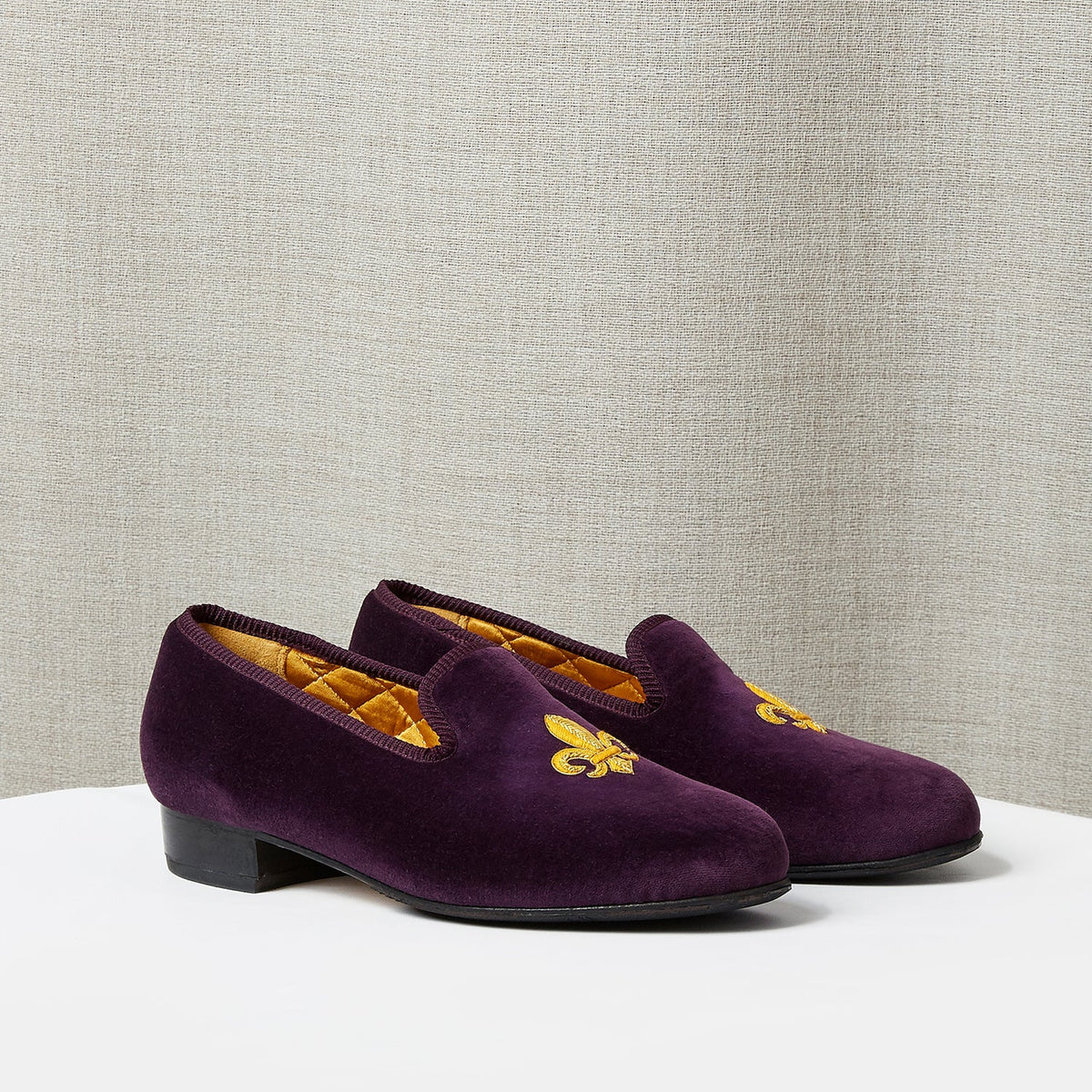 Albert Slipper Hand Embroidered in Deep Purple Velvet – Arthur Sleep