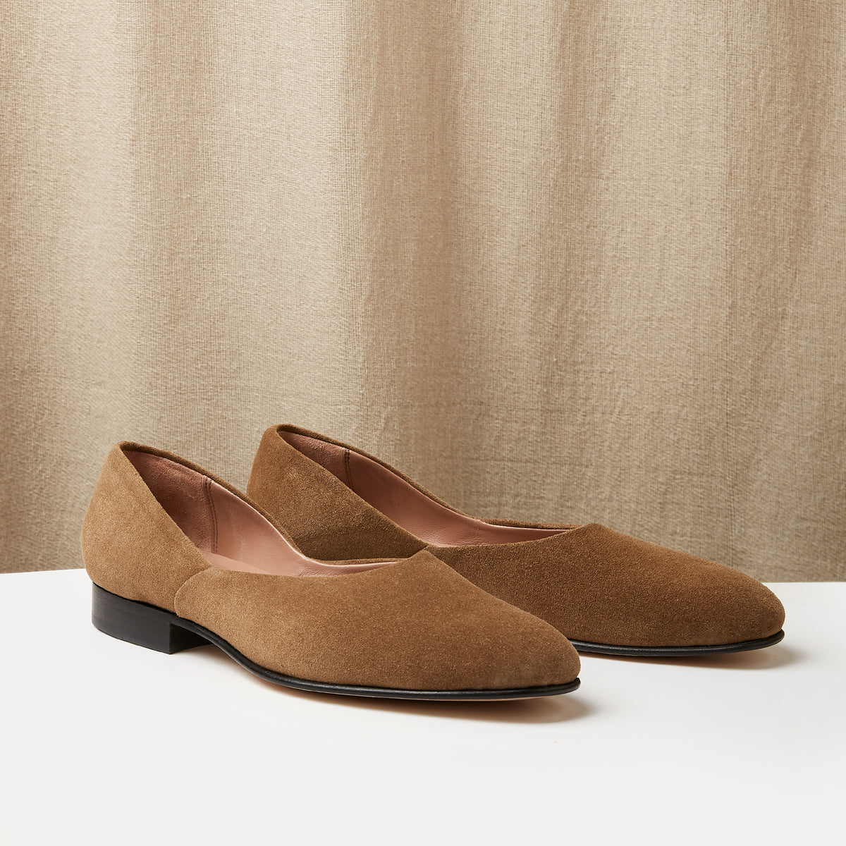The Castro Loafer in Sand Suede – Arthur Sleep