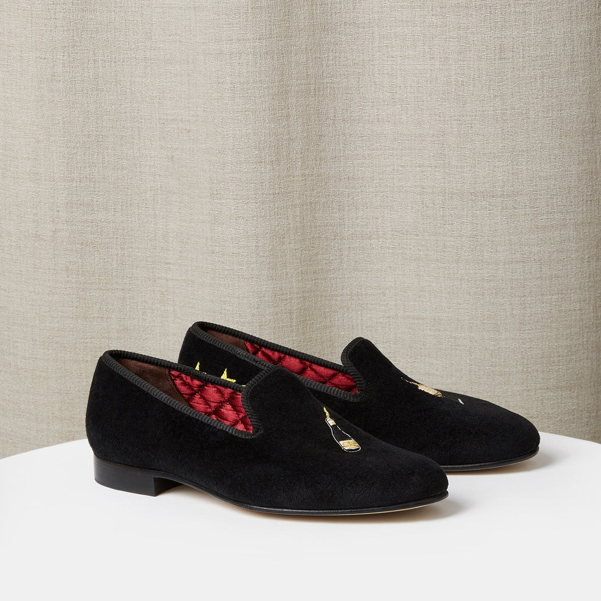 Albert Slipper in Black Velvet with Cocktail Hand-Embroidery – Arthur Sleep